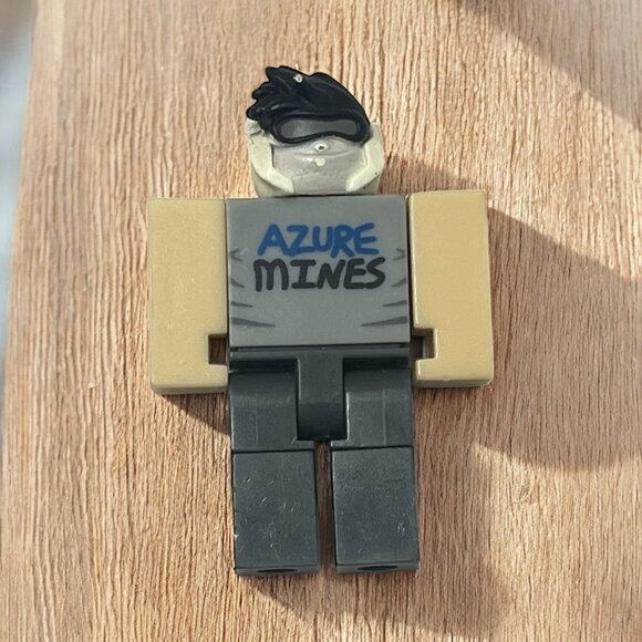 roblox | Toys | Roblox Series 2 Action Figure Only Berezaa Grey Azure ...